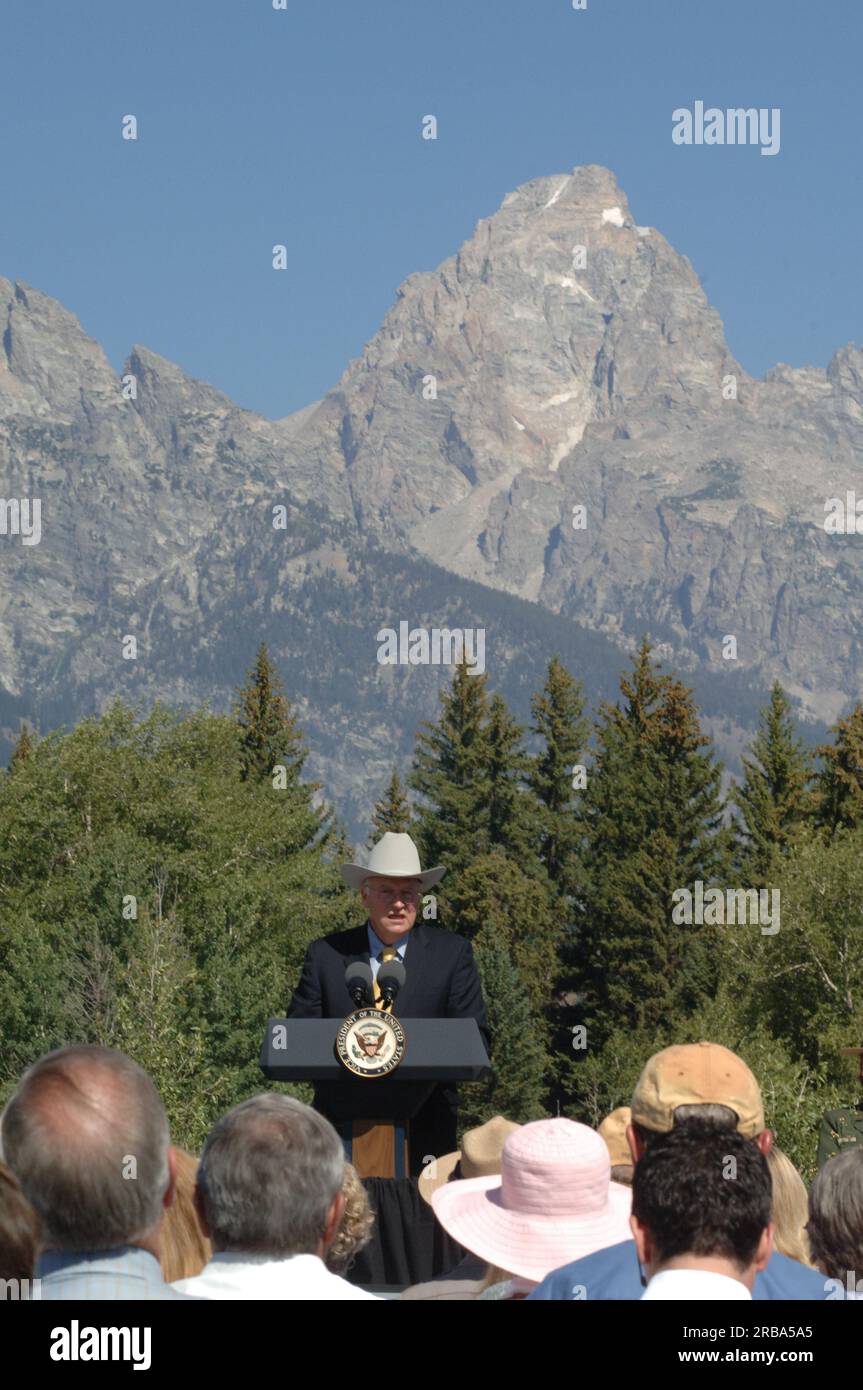 Dedication ceremony for the new Craig Thomas Discovery and Visitor ...