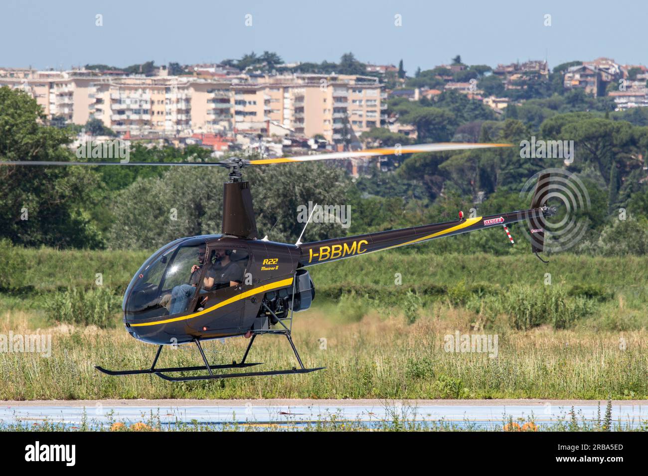 Robinson r 22 mariner ii hi-res stock photography and images - Alamy