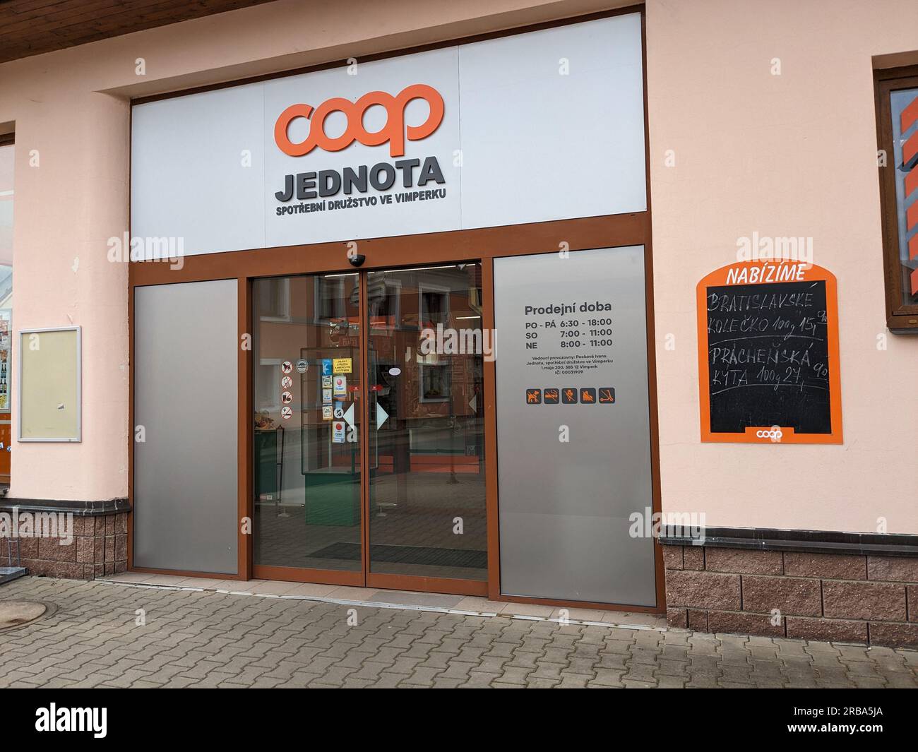 Medication changes hi-res stock photography and images - Alamy