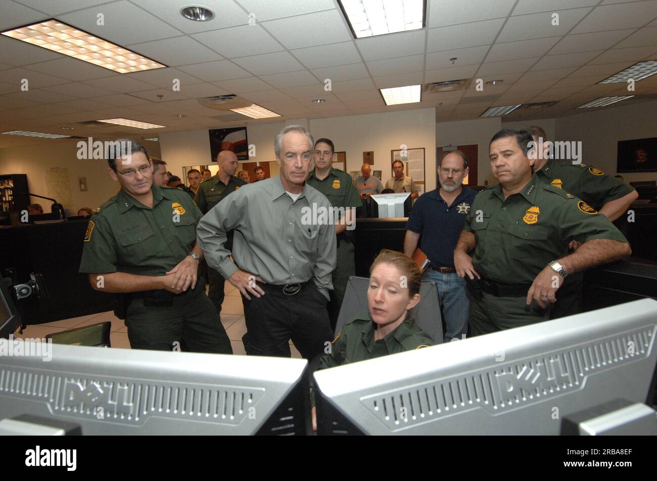 Visit of Secretary Dirk Kempthorne to Pima County, Arizona's border ...