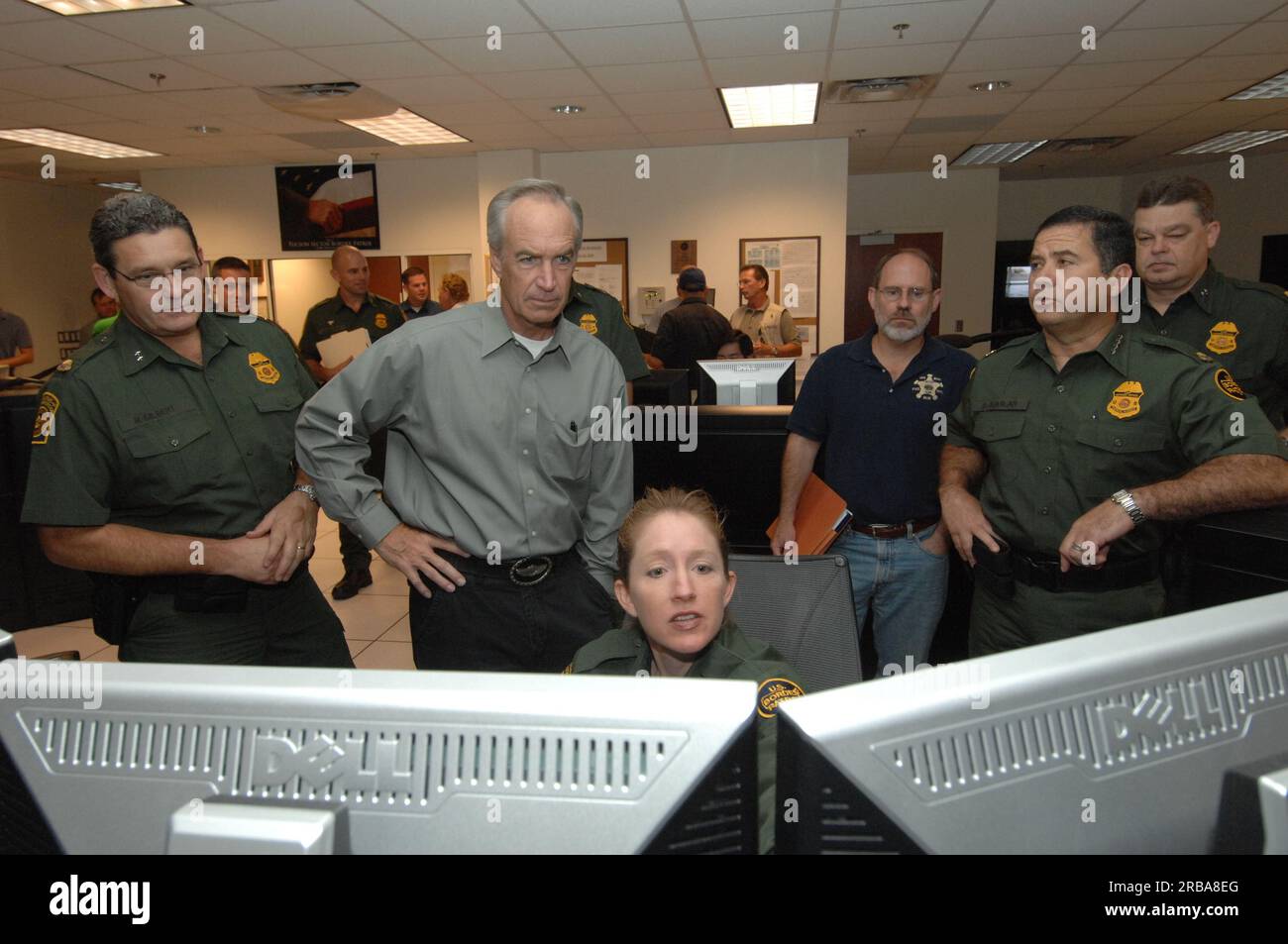 Visit of Secretary Dirk Kempthorne to Pima County, Arizona's border ...