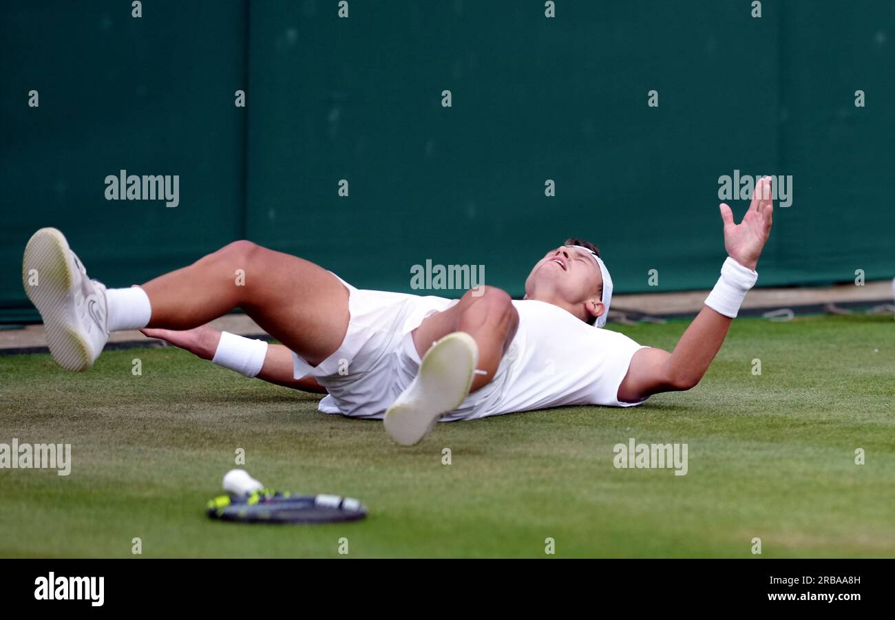 Holger Rune celebrates victory over Davidovich Fokina (not pictured) on ...
