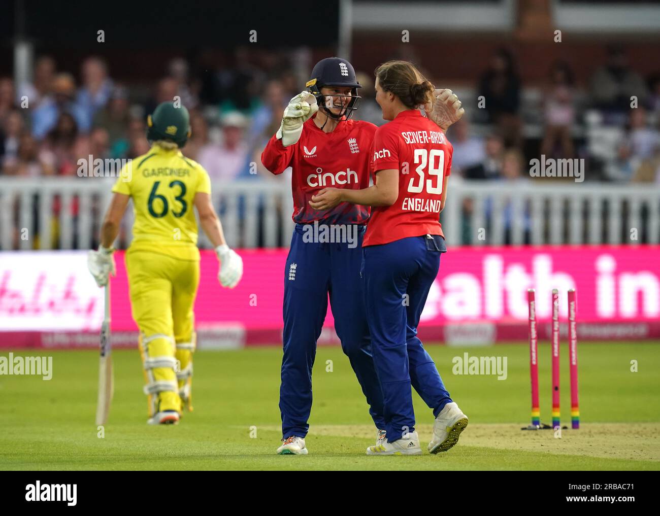 England's Amy Jones (centre) celebrates the wicket of Australia's ...