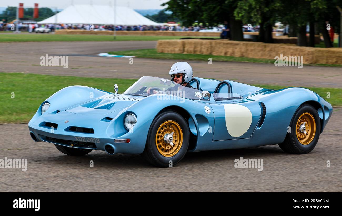 1967 bizzarrini hi-res stock photography and images - Alamy