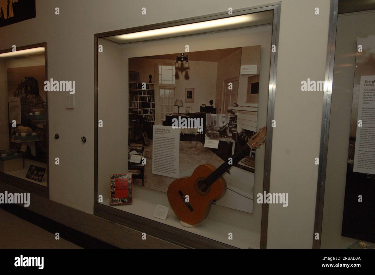 Interior Museum exhibits, viewing spaces Stock Photo - Alamy