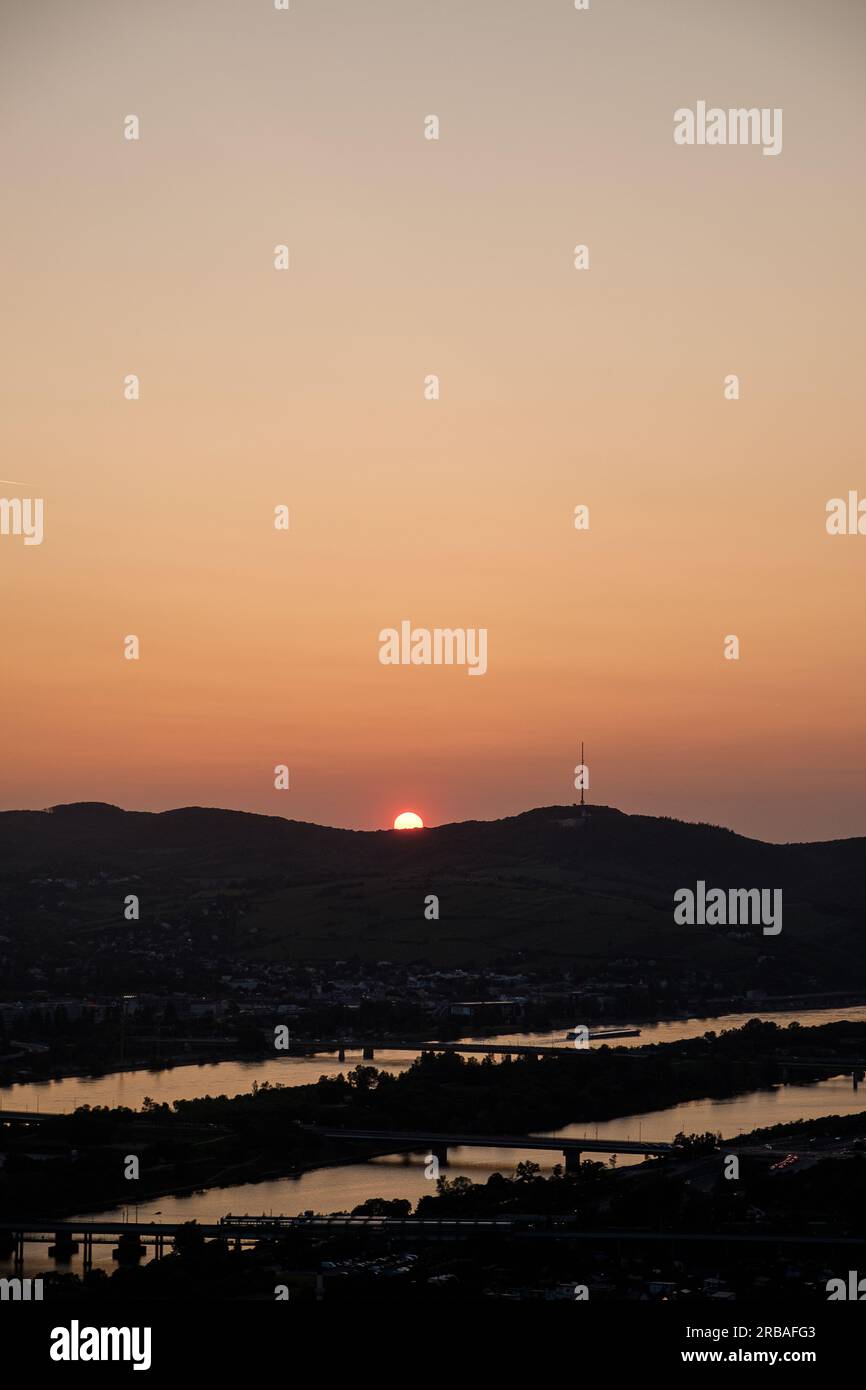 Vienna in pink sunset hi-res stock photography and images - Alamy