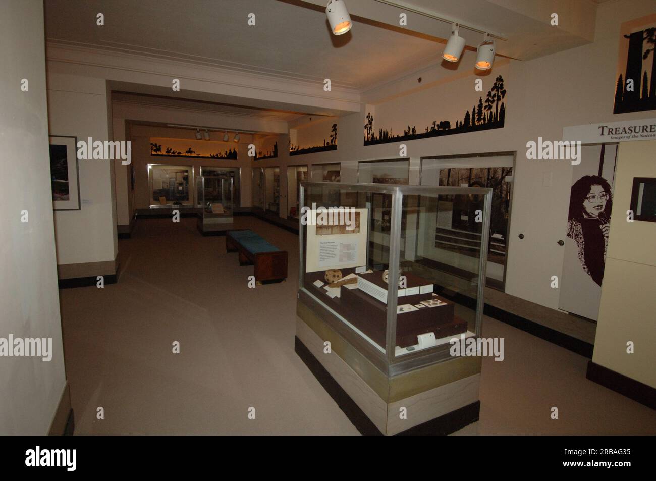 Interior Museum exhibits, viewing spaces Stock Photo - Alamy