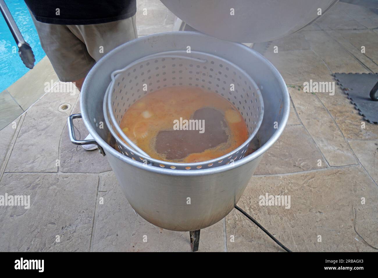 Crayfish and Shrimp Boil Stock Photo - Alamy