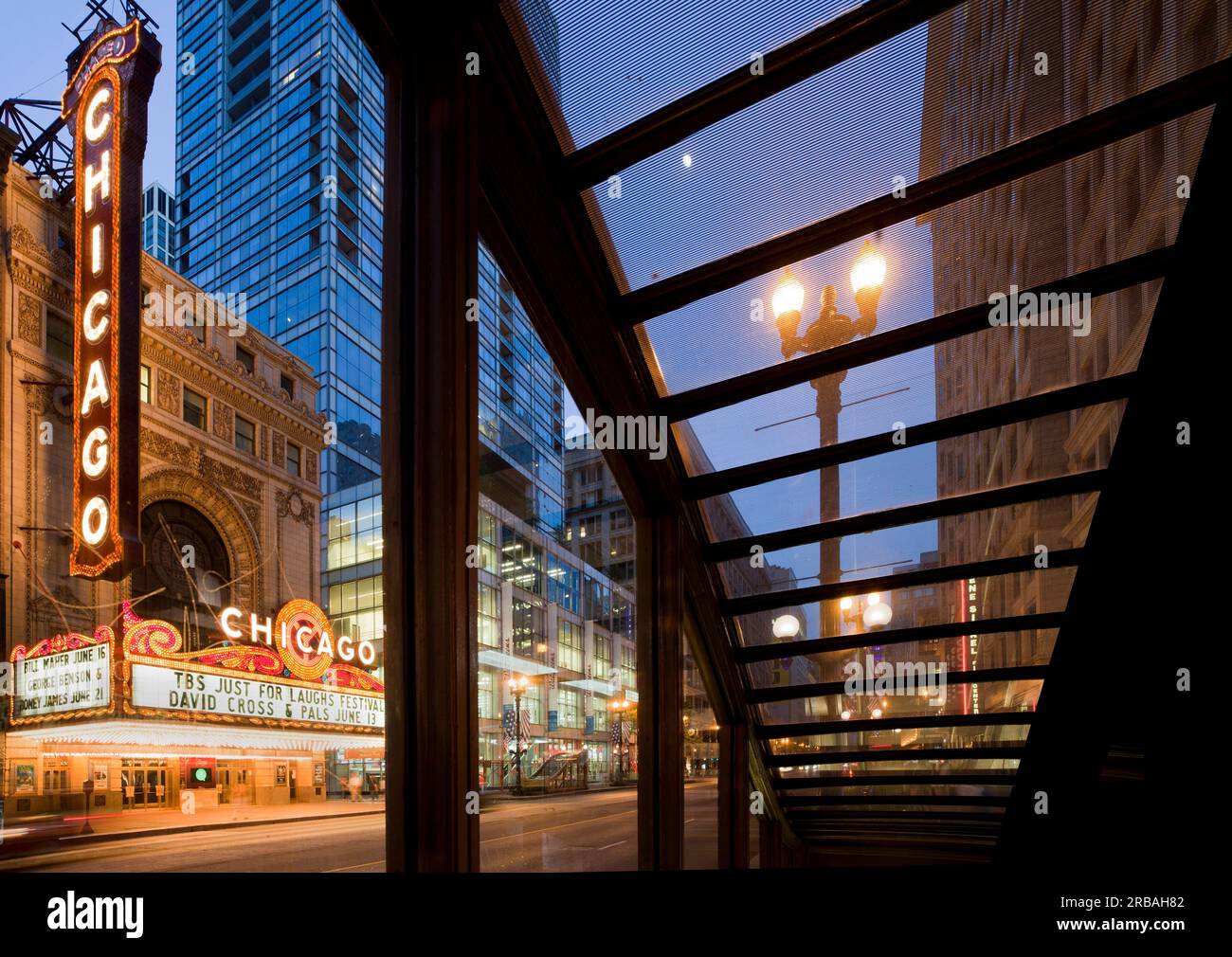 Chicago Theatre, Chicago, Illinois, USA Stock Photo - Alamy