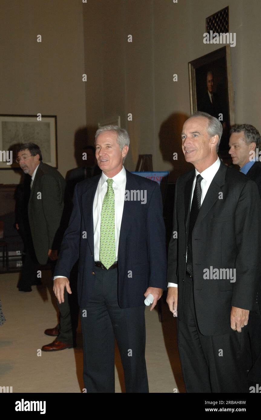 Signing ceremony, at National Geographic Society (NGS) headquarters in ...