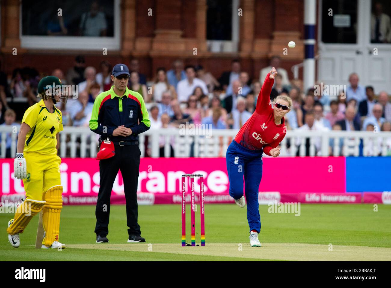 Charlie dean t20 hi-res stock photography and images - Alamy