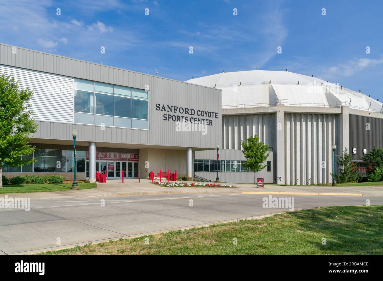 Sanford coyote sports center hi-res stock photography and images - Alamy