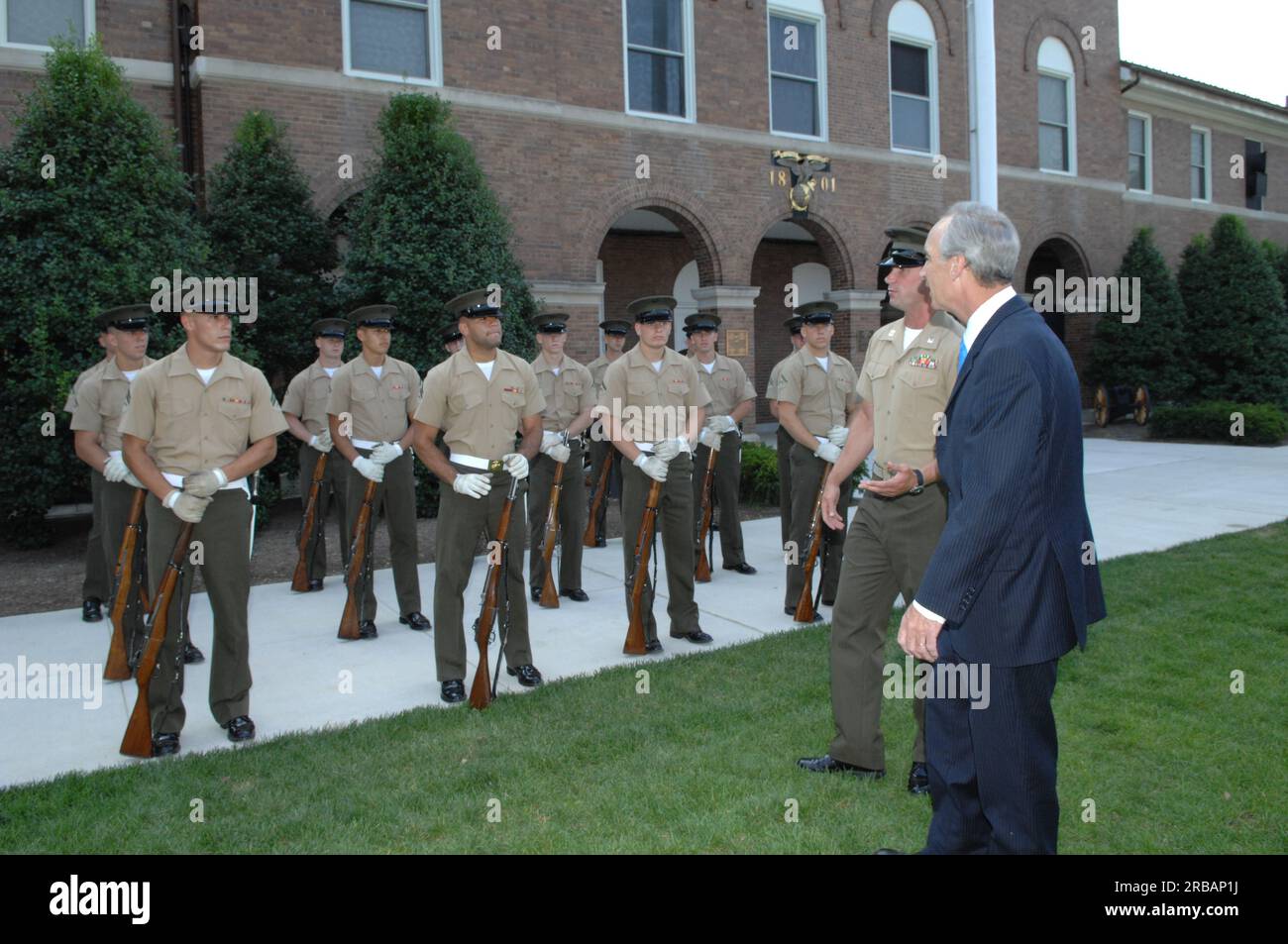 Visit of Secretary Dirk Kempthorne to the Marine Barracks, Washington ...