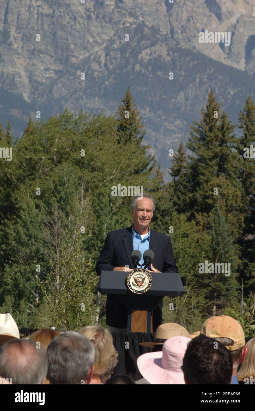 Dedication ceremony for the new Craig Thomas Discovery and Visitor ...