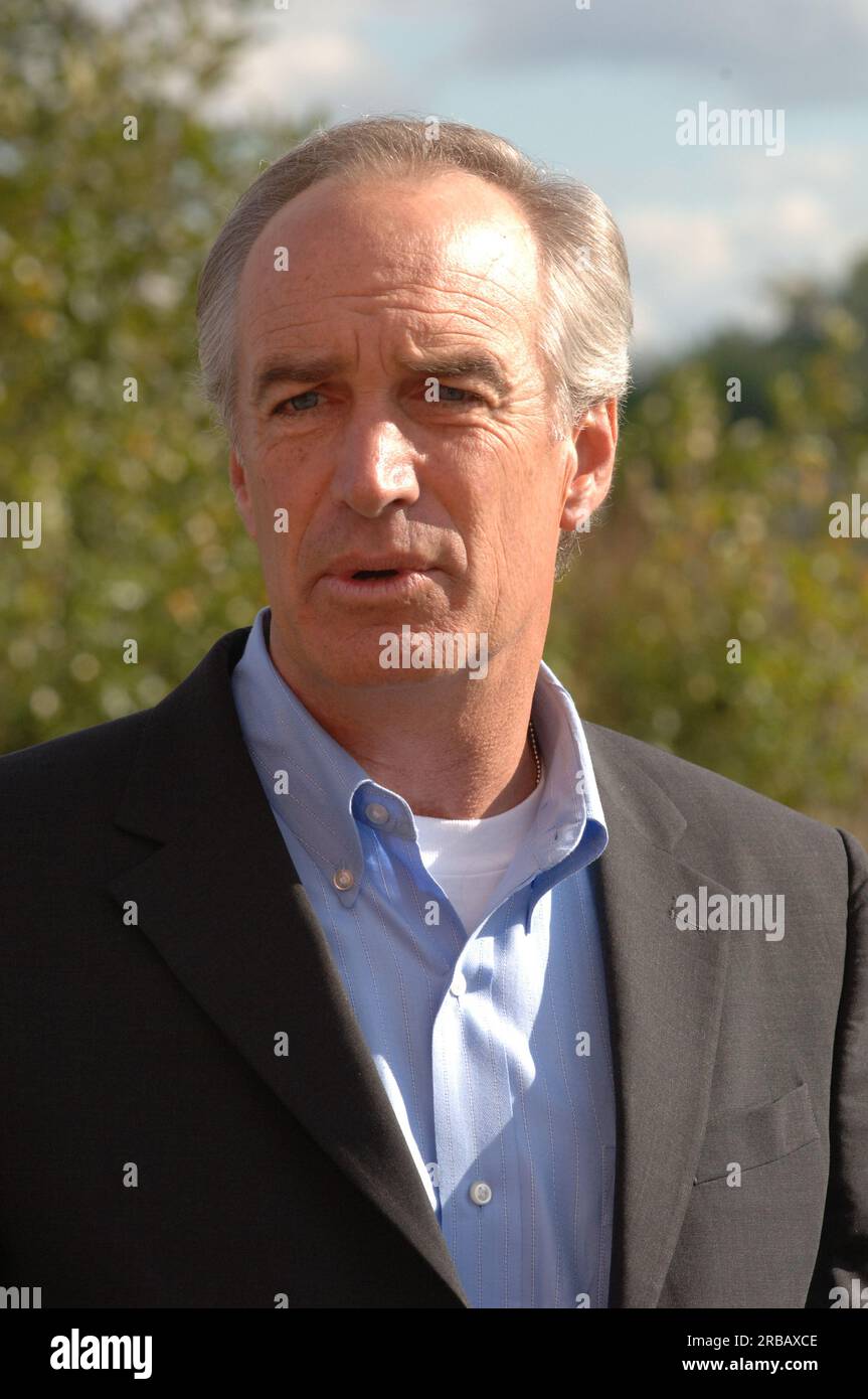 Closeups of Secretary Dirk Kempthorne during his press conference at ...