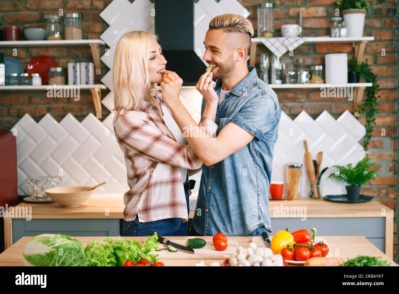 Young cooks hi-res stock photography and images - Alamy