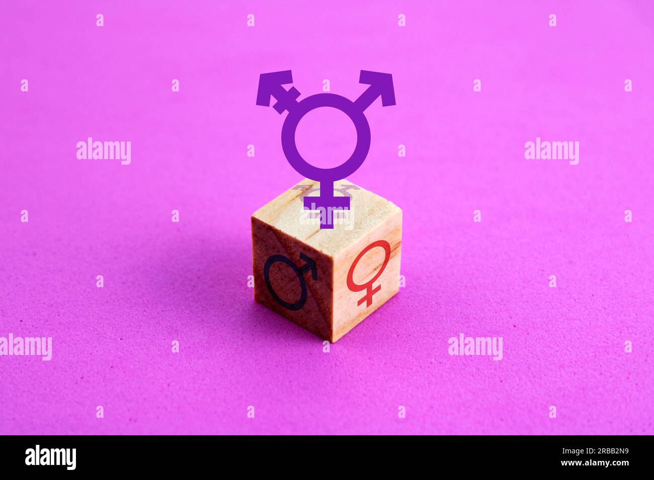 Transgender person icon on wooden cube Stock Photo - Alamy