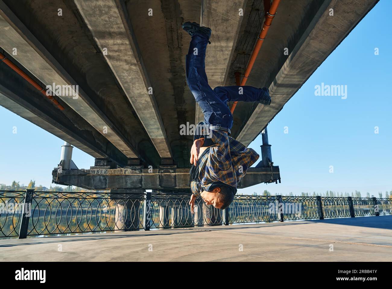 Acrobatic movement in art hi-res stock photography and images - Alamy