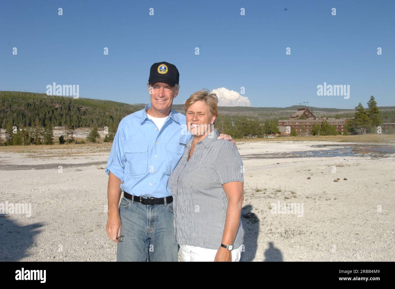 Visit of Secretary Dirk Kempthorne, wife Patricia, Secretary's aides to ...