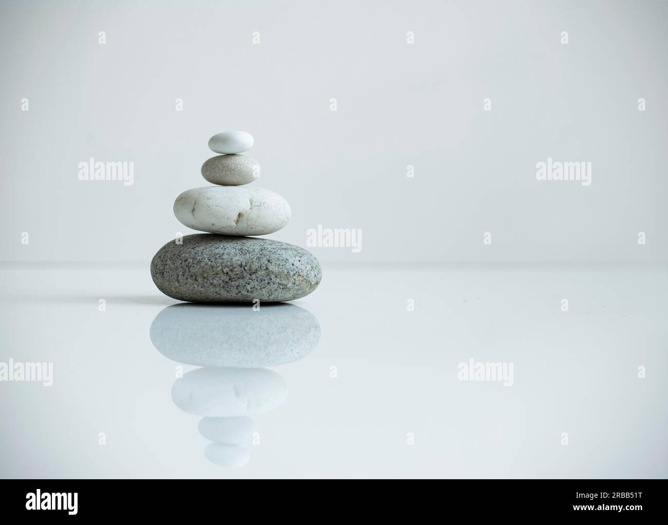 Stone tower Zen Balance Stock Photo - Alamy