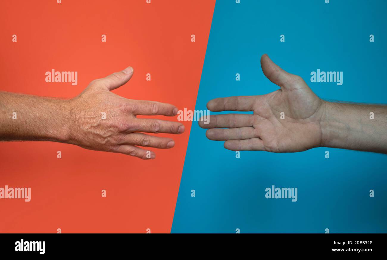 Shake hand marriage couple hi-res stock photography and images - Alamy