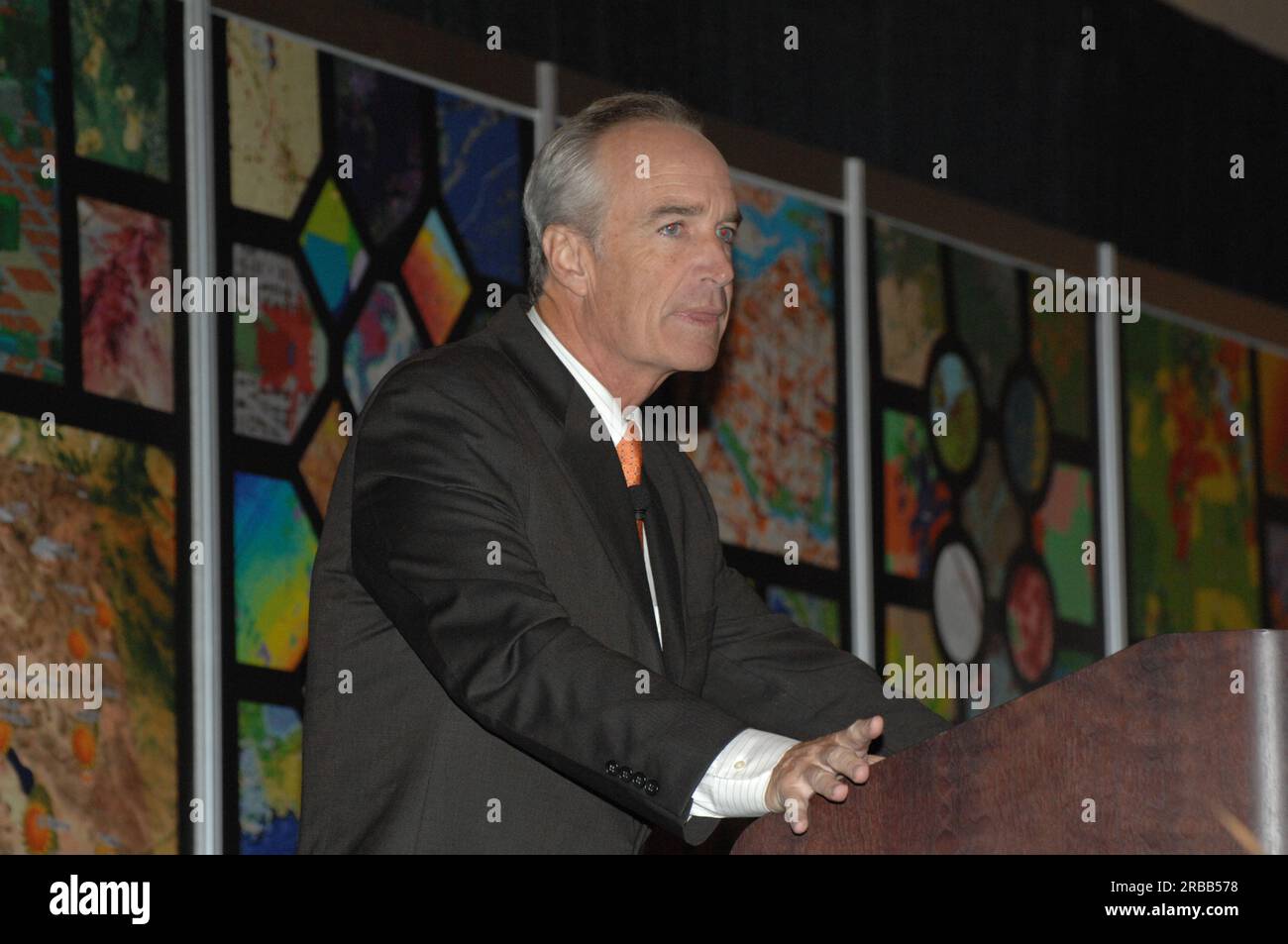 Roger tomlinson hi-res stock photography and images - Alamy