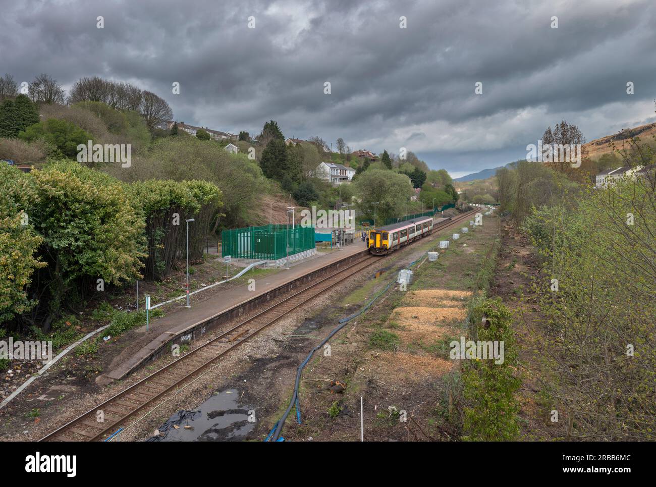 Branch line railway station hi-res stock photography and images - Alamy