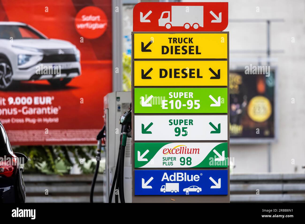 Diverse vehicle types hi-res stock photography and images - Alamy