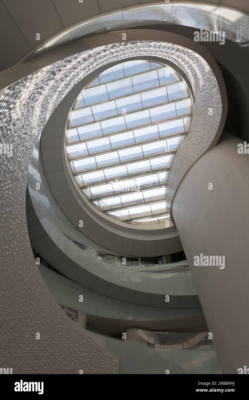 Cruise terminal, Terminal de Cruzeiros, atrium, walls covered with ...
