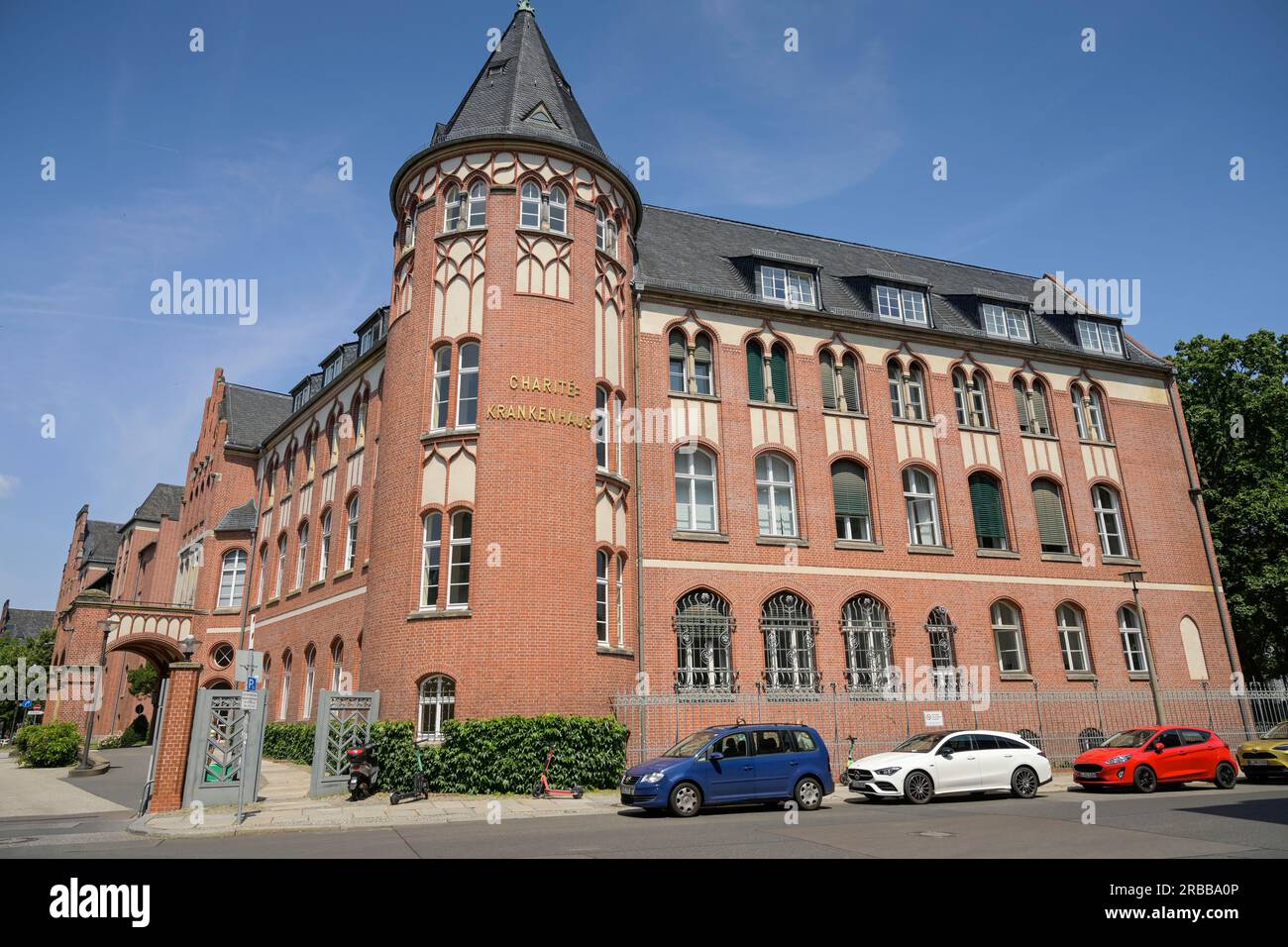 Old Charite building, Schumannstrasse, Mitte, Berlin, Germany Stock ...