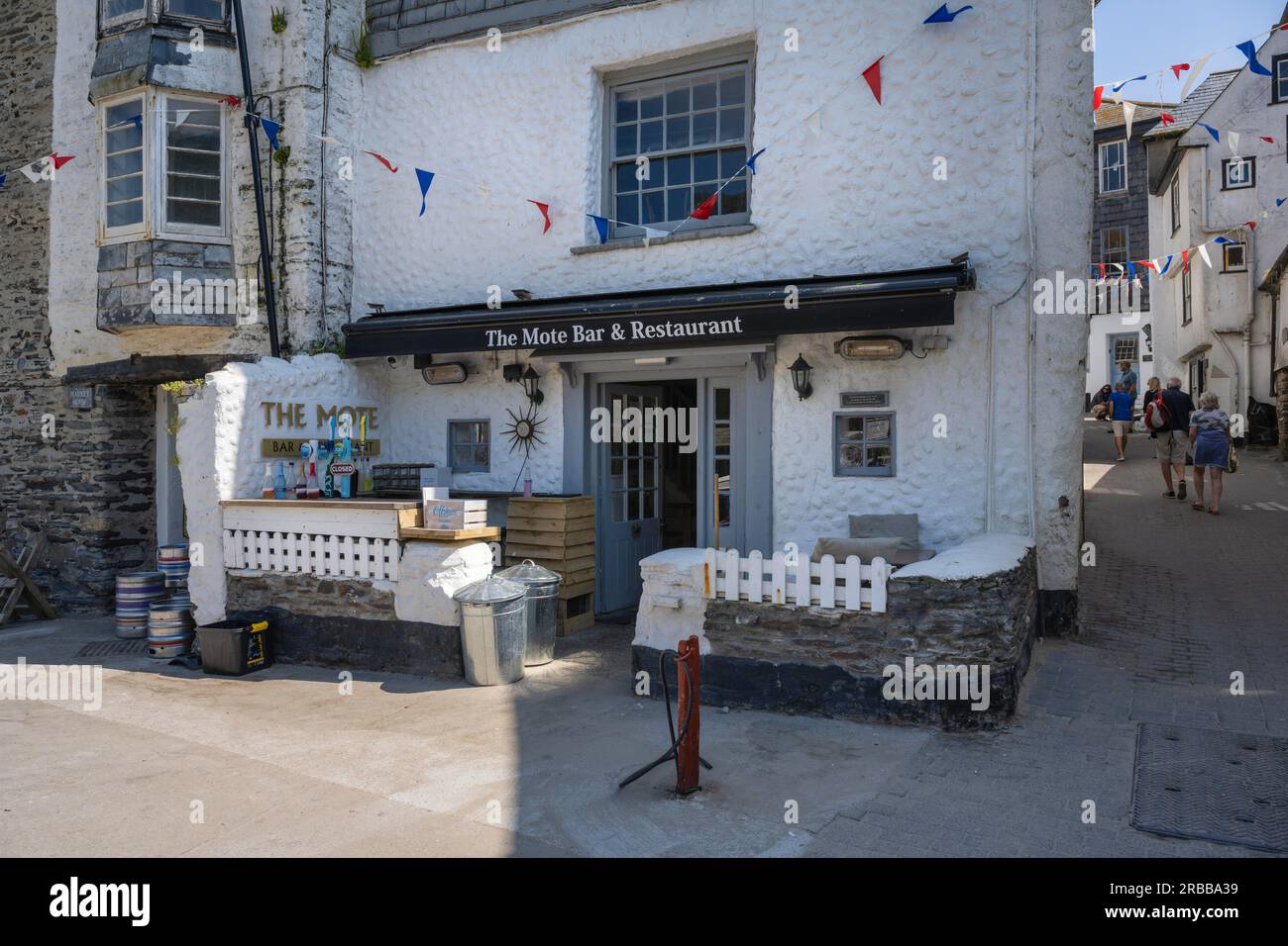 The Mote Bar, Pub and Restaurant in the historic centre of the fishing ...