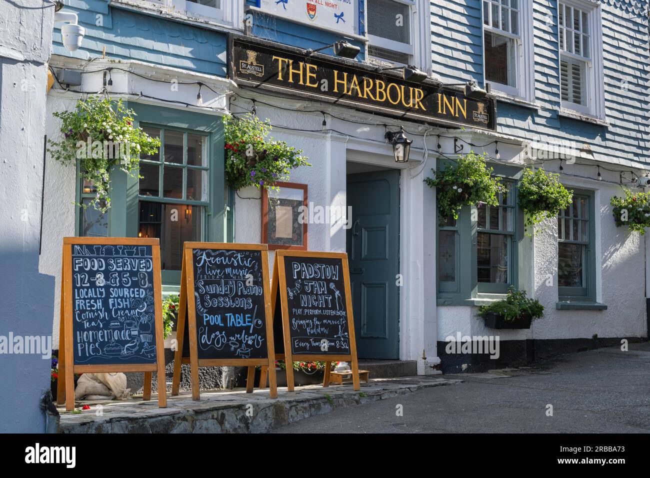 The Harbour Inn, Traditional pub in the harbour town of Padstow, North ...