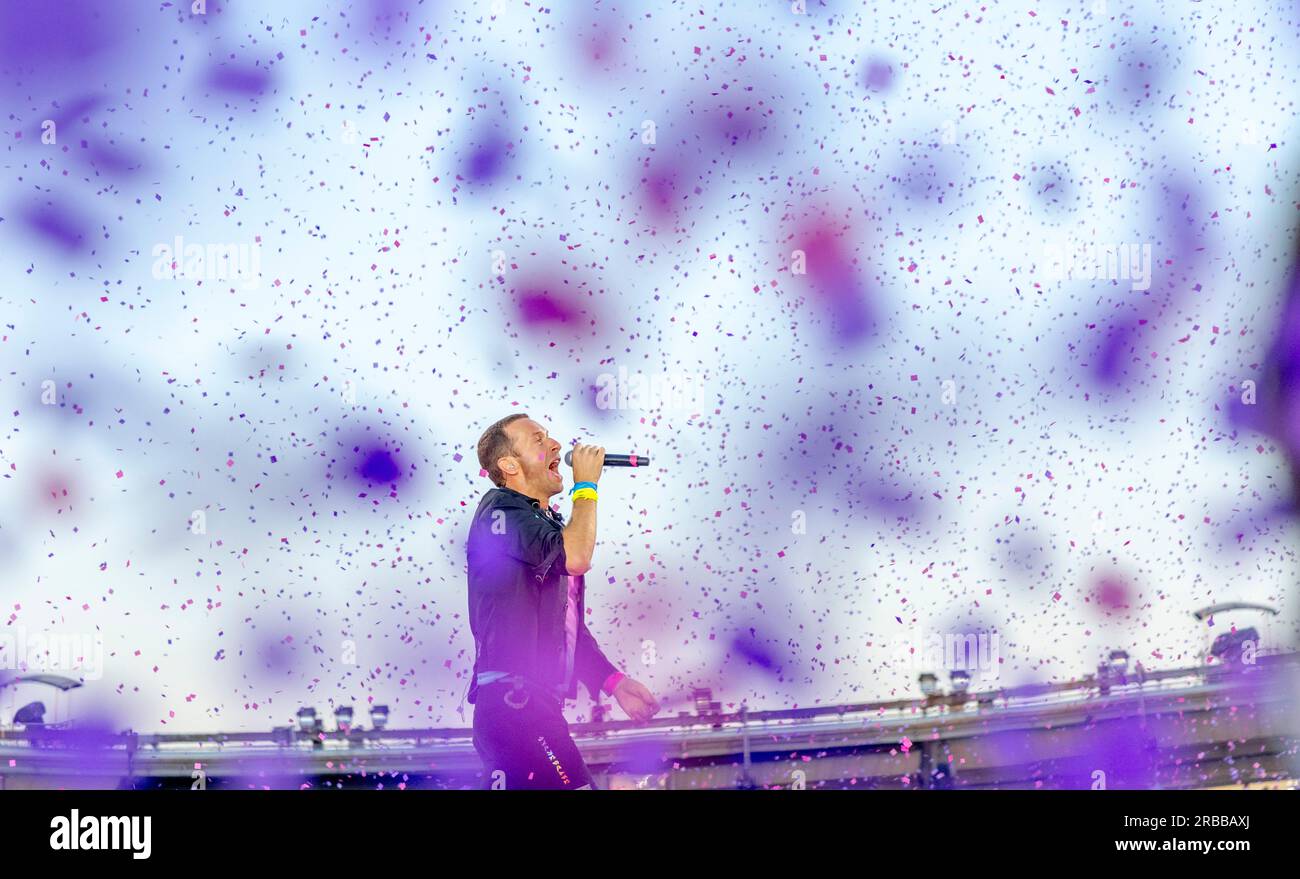 Coldplay chris martin ullevi hi-res stock photography and images - Alamy