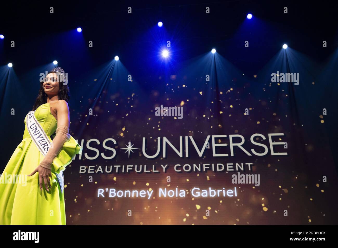 LEUSDEN - Miss Universe crowned Rikkie Kolle as Miss Netherlands 2023 ...