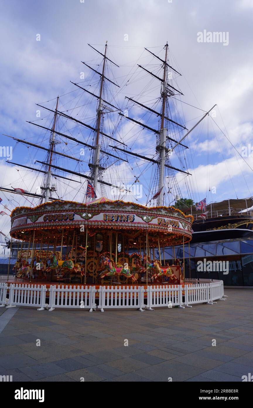 Vintage greenwich village hi-res stock photography and images - Alamy