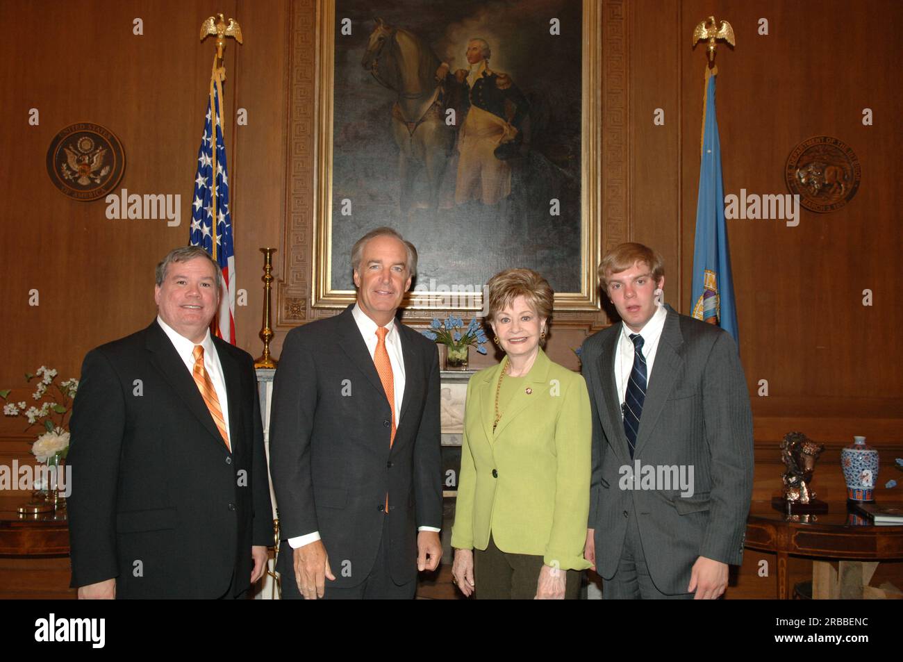 Secretary Dirk Kempthorne and aides meeting at Main Interior with group ...
