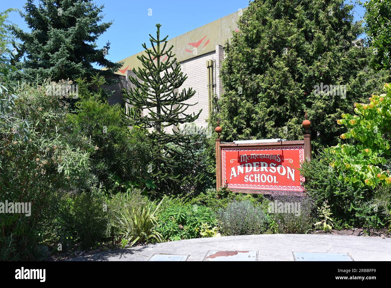BOTHELL, WASHINGTON - 3 JULY 2023: McMenamins Anderson School. Features ...