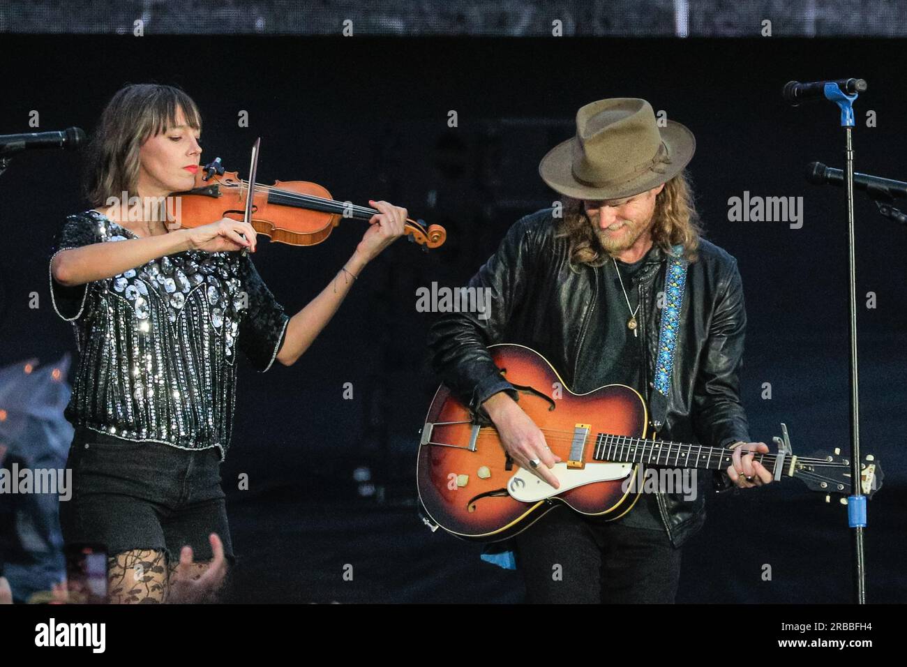 Band on stage open air hi-res stock photography and images - Alamy