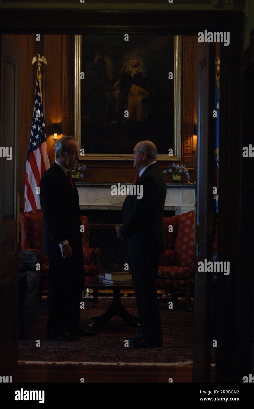 Meeting and press conference, hosted by Secretary Dirk Kempthorne at ...