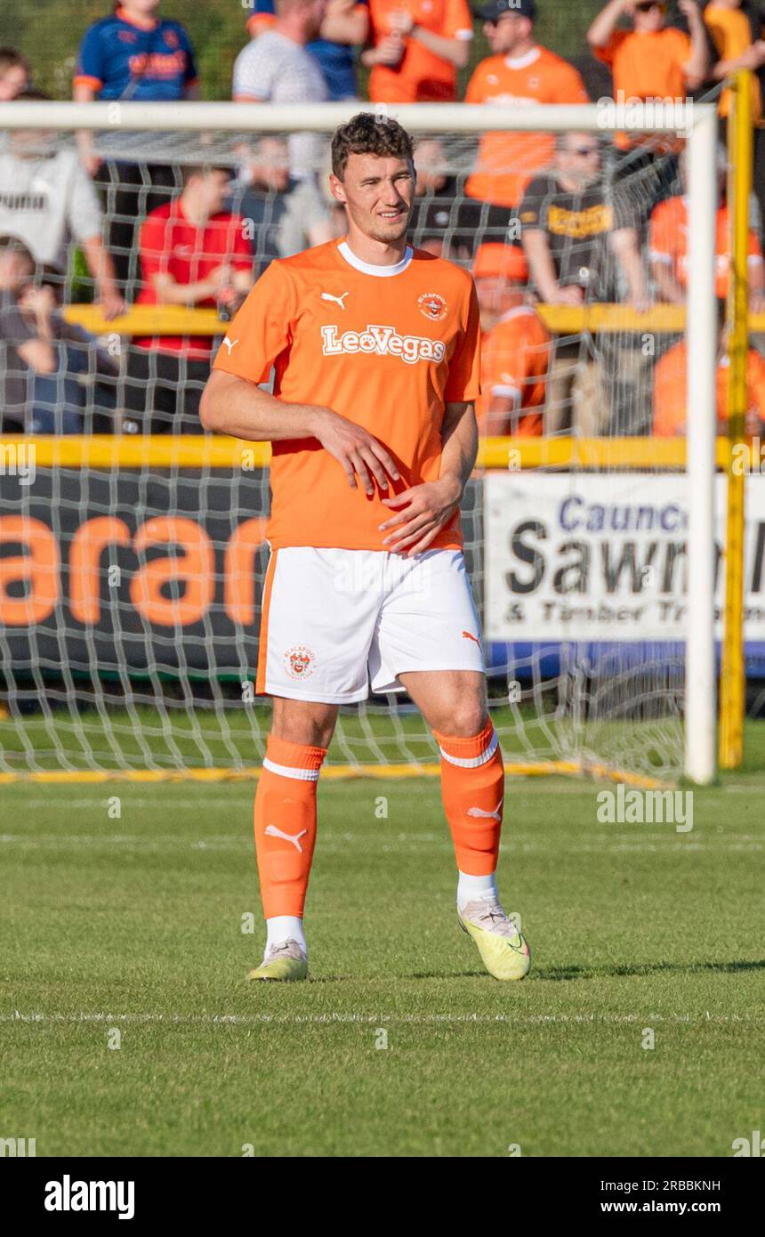 Pre kick off hi-res stock photography and images - Alamy