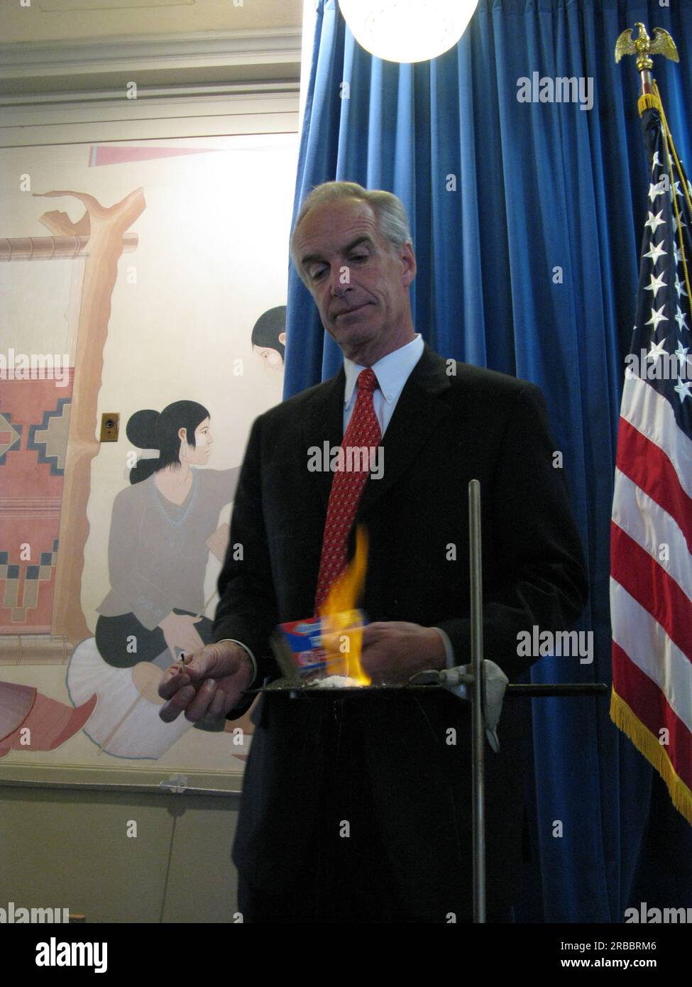 Secretary Dirk Kempthorne leading press conference, at Main Interior ...