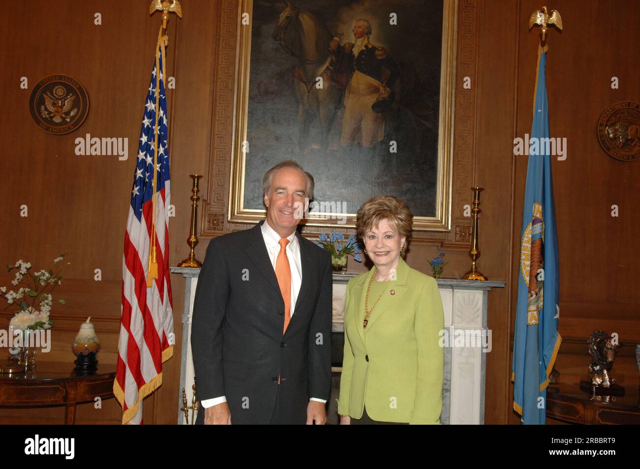 Secretary Dirk Kempthorne and aides meeting at Main Interior with group ...