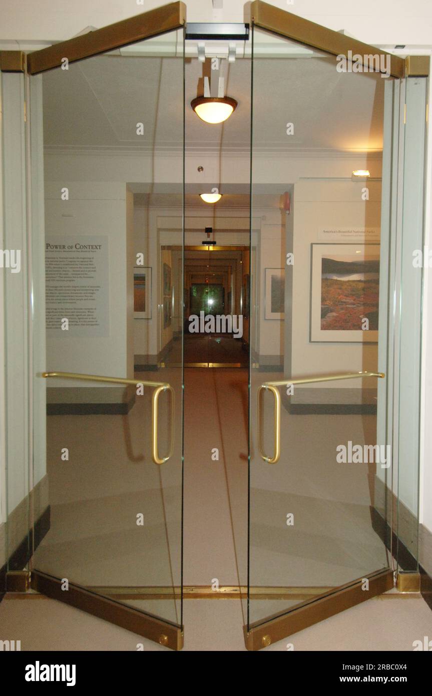 Interior Museum exhibits, viewing spaces Stock Photo - Alamy