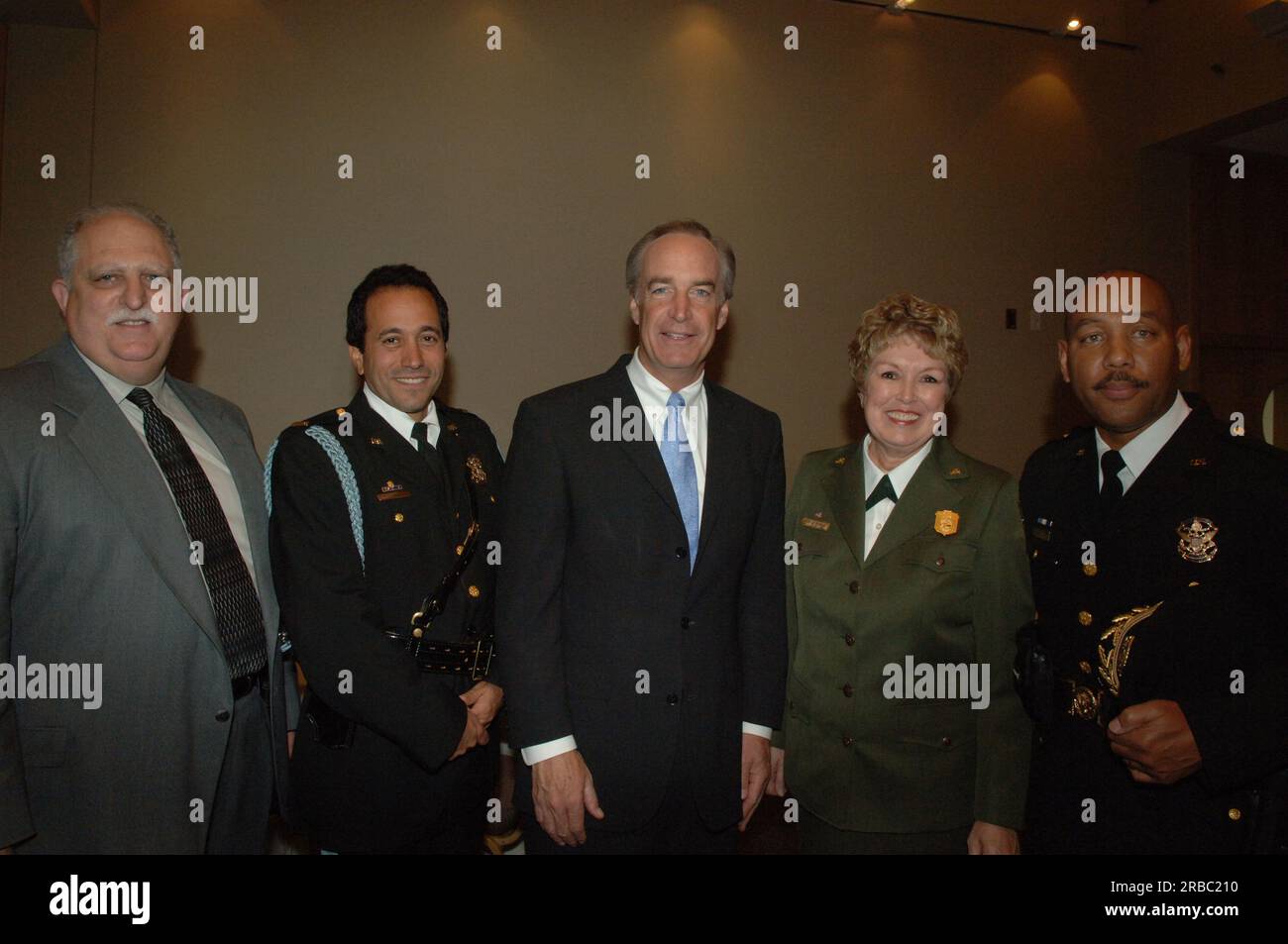Secretary Dirk Kempthorne with National Park Service (NPS) and U.S ...