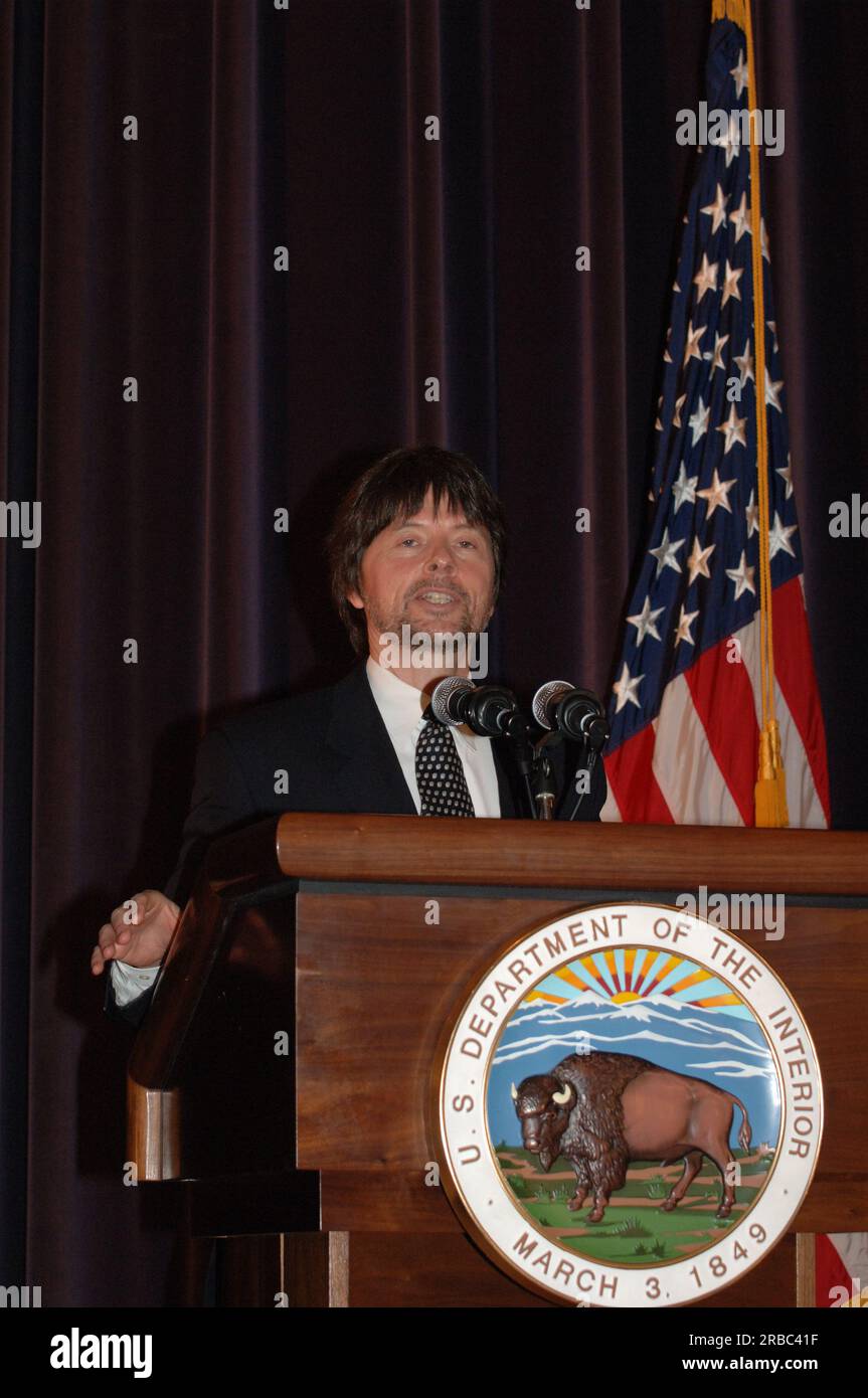 Visit of documentary filmmaker Ken Burns and writer-filmmaker Dayton ...