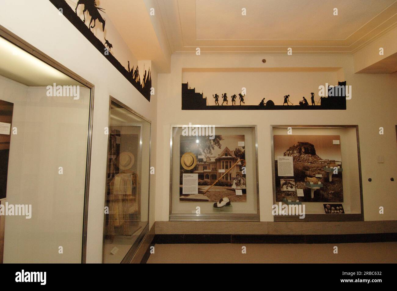 Interior Museum exhibits, viewing spaces Stock Photo - Alamy