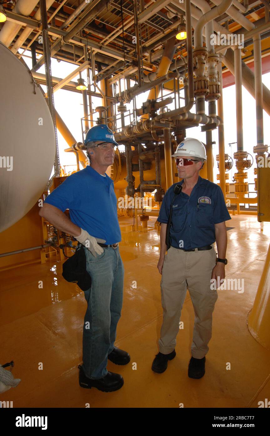 Visit of Secretary Dirk Kempthorne and aides to the Louisiana coast for ...