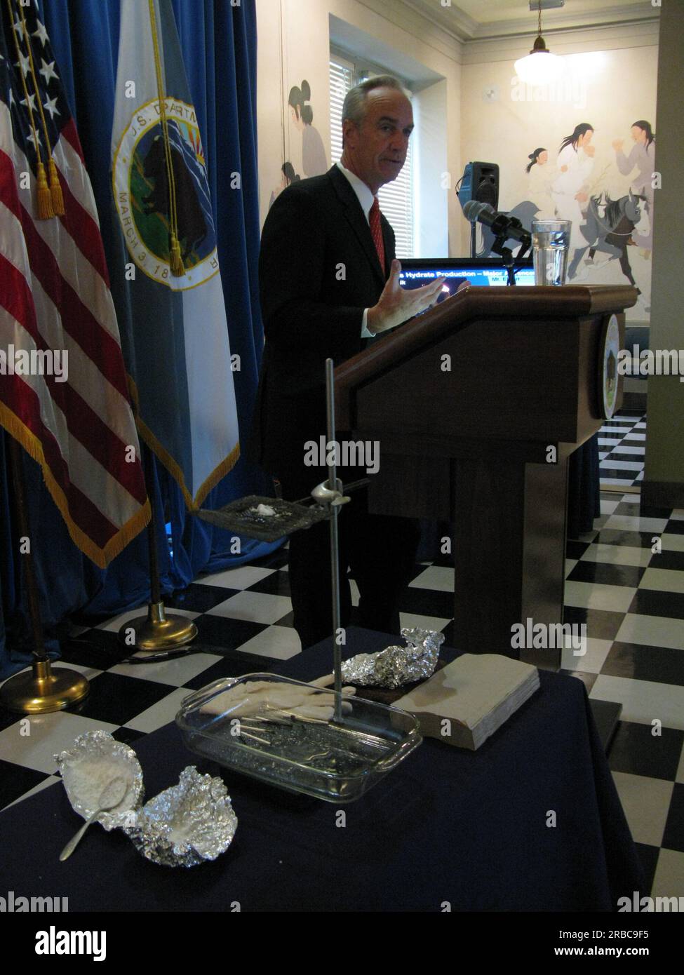 Ice like hydrates hi-res stock photography and images - Alamy