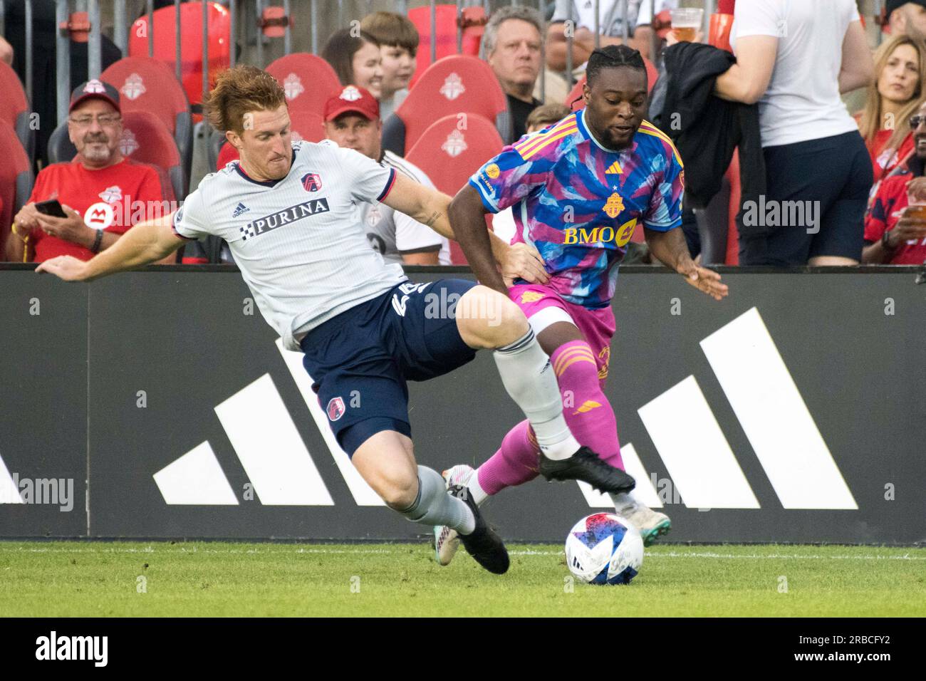 Toronto, Ontario, Canada. 8th July, 2023. Tim Parker #26 (L) and Ayo ...