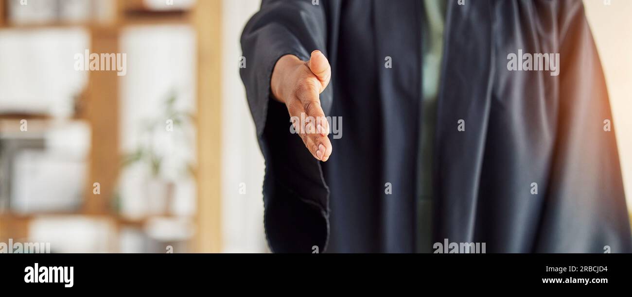 Judge lawyer shaking hands in hi-res stock photography and images - Alamy